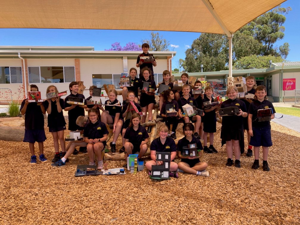 4 5nb mrs nitschke and mr bateman