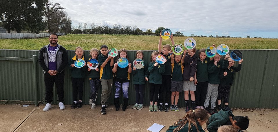 year 2 / 3 ms moll short