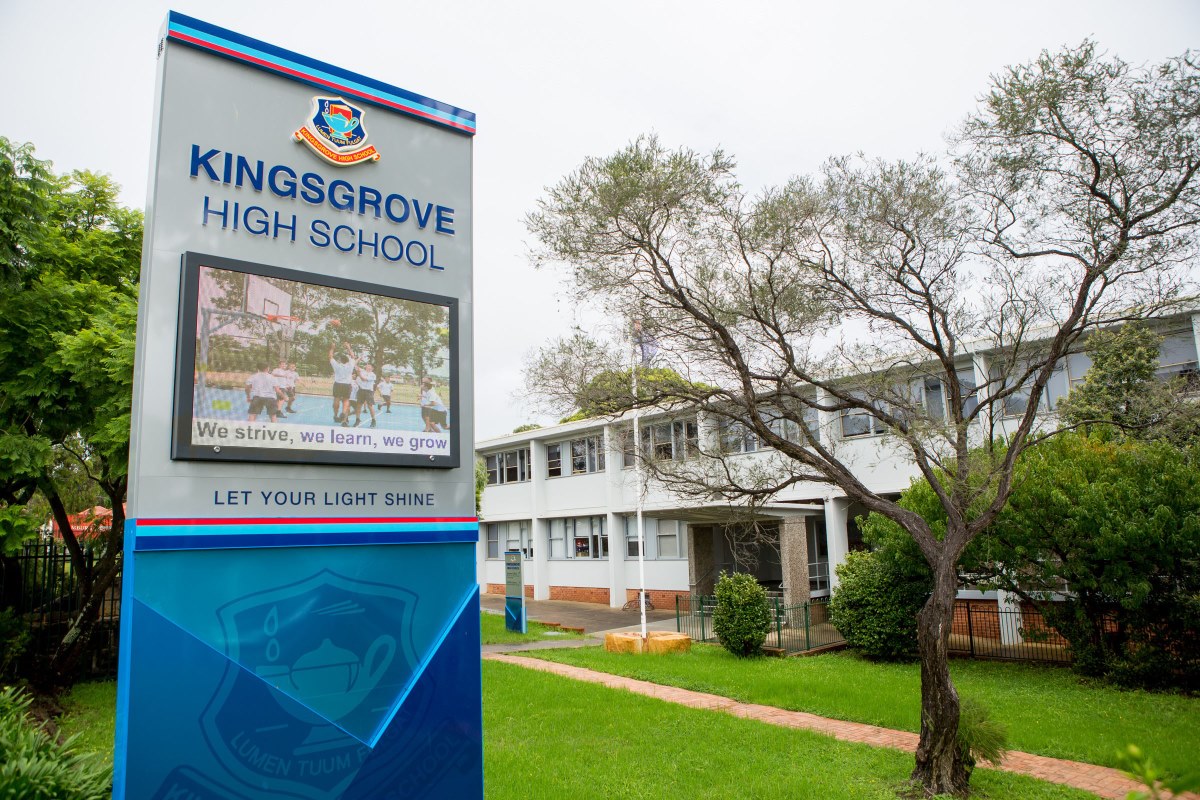 kingsgrove high school school tour